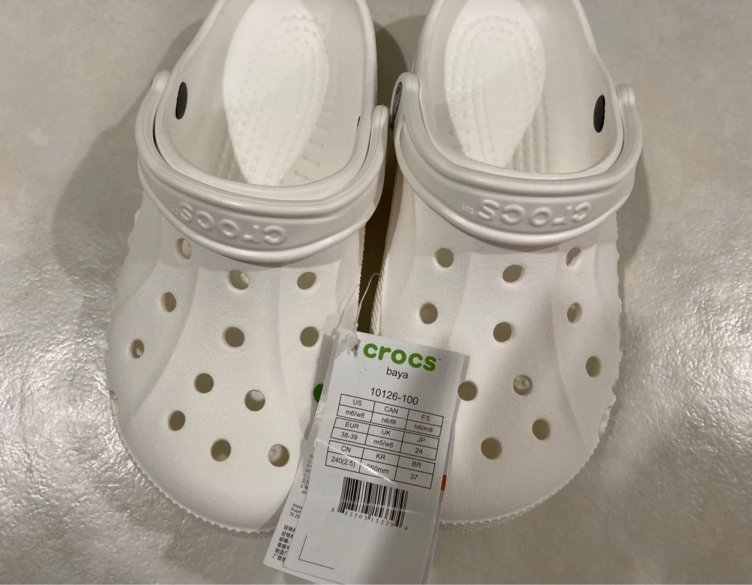 BNIB Crocs Baya Clog - White US M6/W8, Women's Fashion, Footwear, Sandals on Carousell