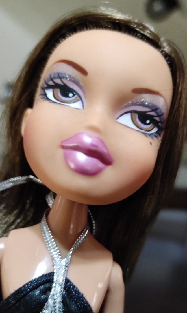 Bratz Yasmin Welcome To Fabulous Doll, Hobbies & Toys, Toys & Games on ...