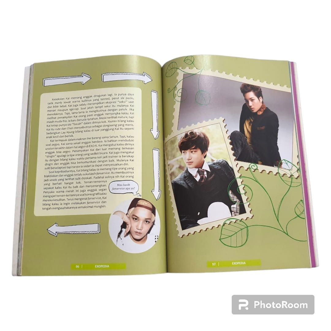 BUKU Exopedia (EXO OT12) FREE PHOTOBOOK, K-Wave di Carousell