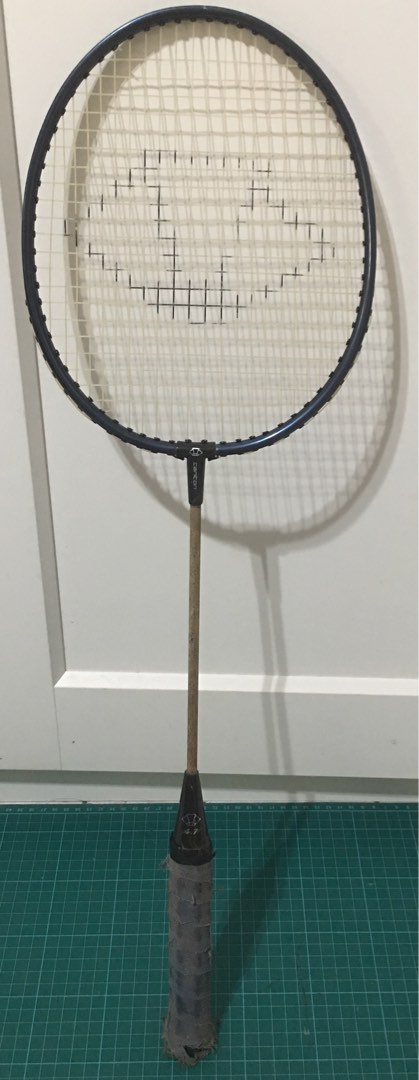 CARLTON Aluminium Badminton Racket, Sports Equipment, Sports & Games ...