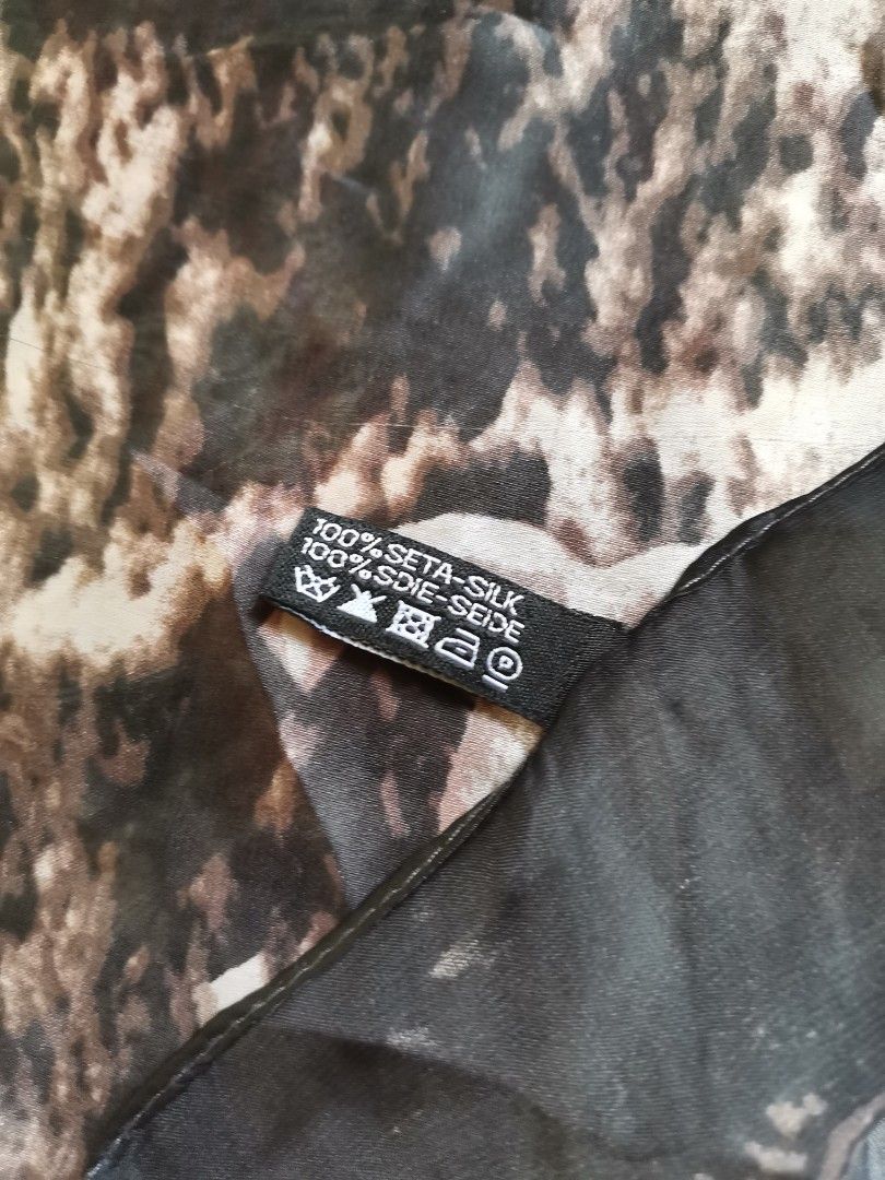 CHANEL Silk texas ranger body wrap scarf on Carousell