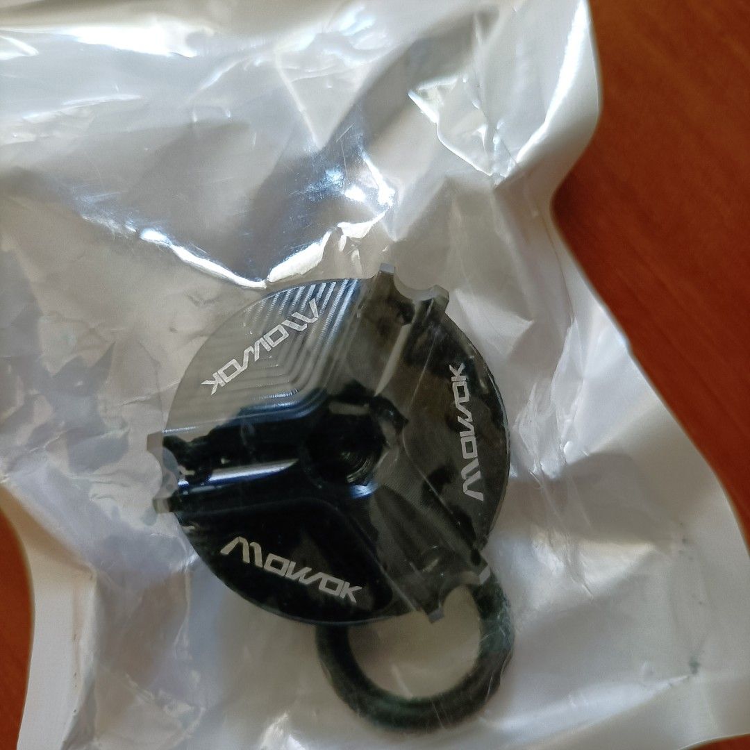 CNC Aluminium Engine Oil Cover, Motorcycles, Motorcycle Accessories on ...