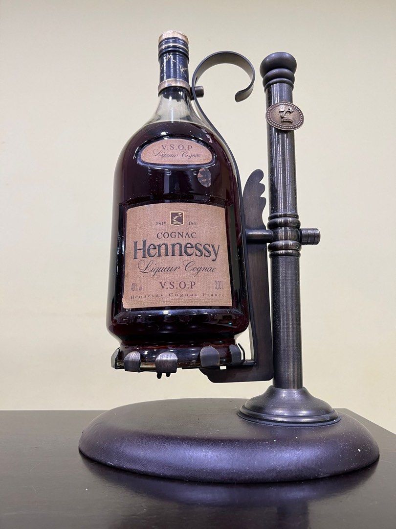 Cognac Hennessy 3L Vintage, Food & Drinks, Alcoholic Beverages on Carousell