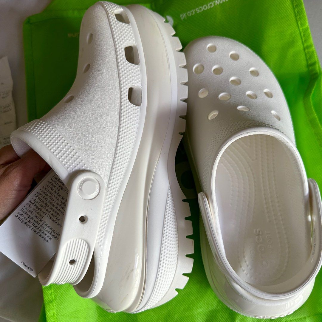 crocs clog mega crush size 37. M5/W7, Fesyen Wanita, Sepatu di Carousell