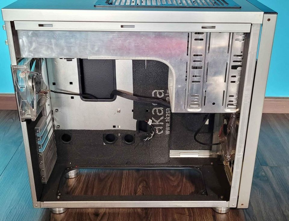 Custom Lian Li PC70 midtower casing, Computers & Tech, Parts ...