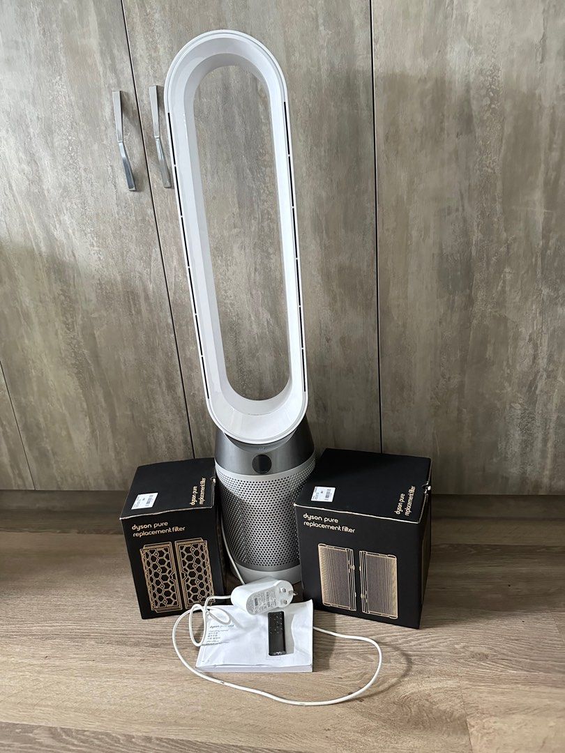 Dyson Pure cool TP04 , with new replacement set of carbon and heap ...