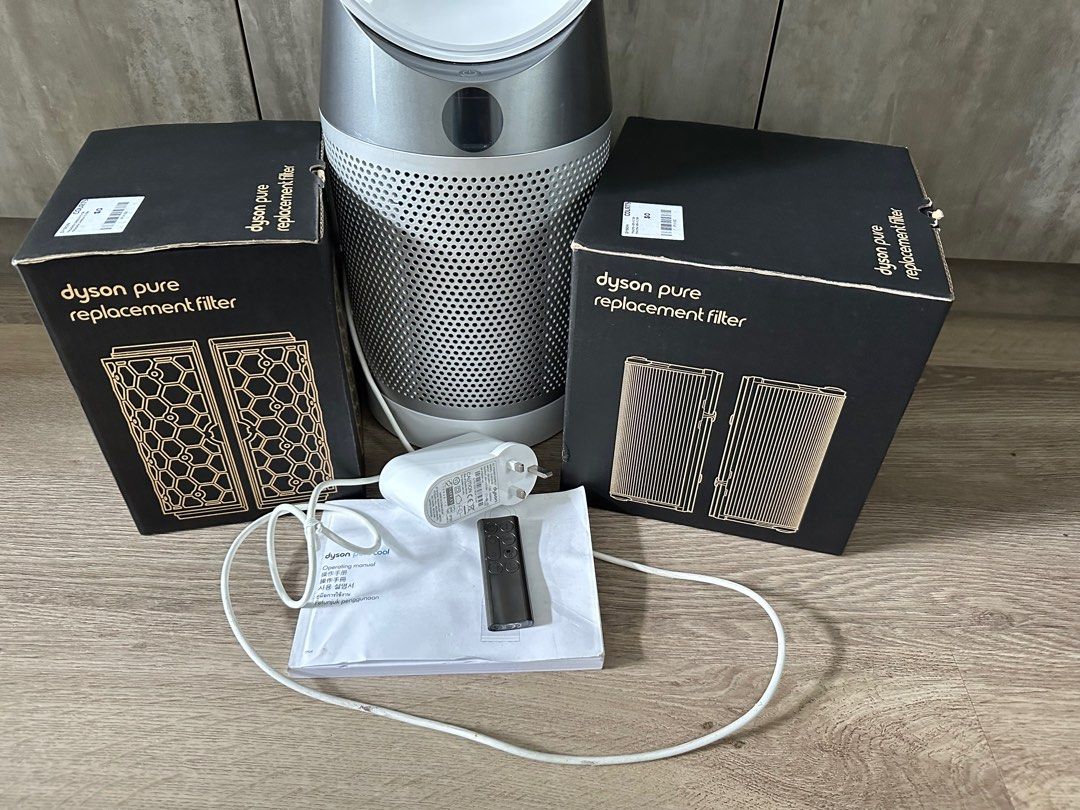 Dyson Pure cool TP04 , with new replacement set of carbon and heap ...
