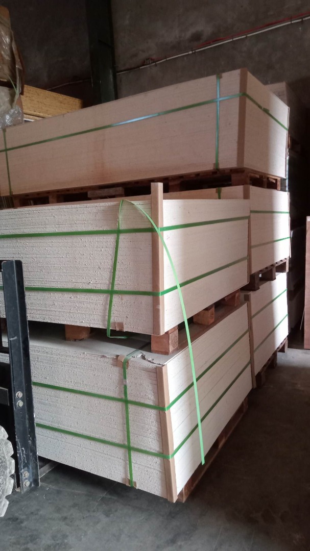 FICEM BOARD on Carousell