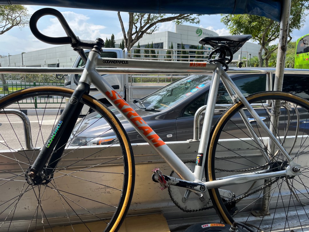 Fixie, Sports Equipment, Bicycles & Parts, Bicycles on Carousell