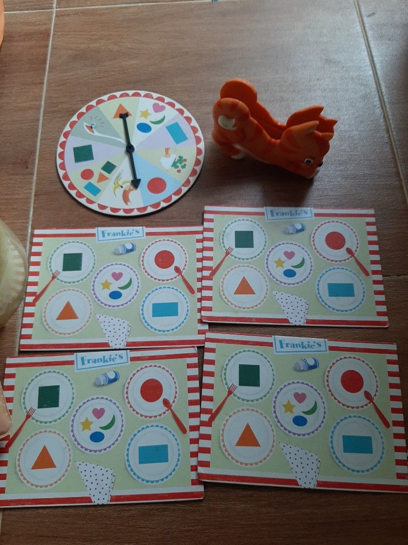 Frankie's food truck fiasco game, Toys & Collectibles, Permainan Papan ...