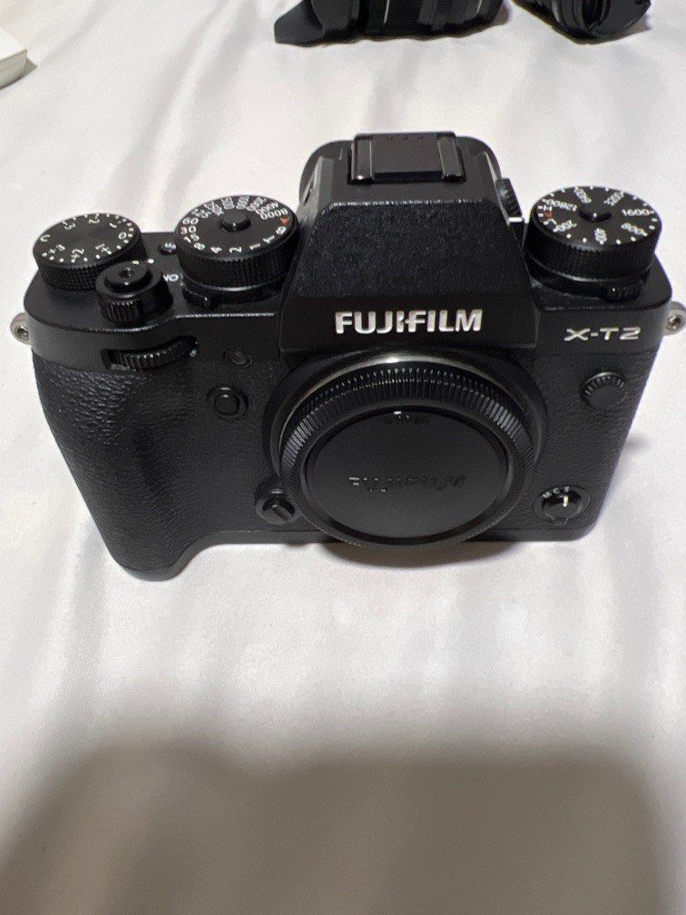Fuji XT2, Photography, Cameras on Carousell