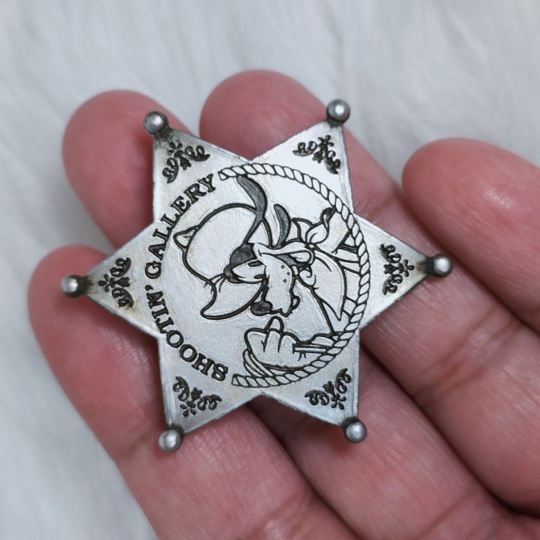 Goofy Star Badge, Hobbies & Toys, Toys & Games on Carousell