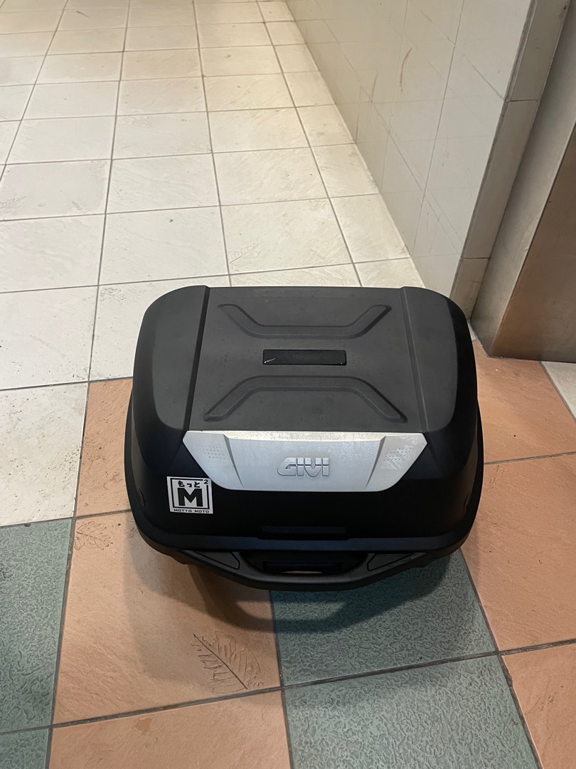 GIVI Box 48L, Motorcycles, Motorcycle Accessories on Carousell