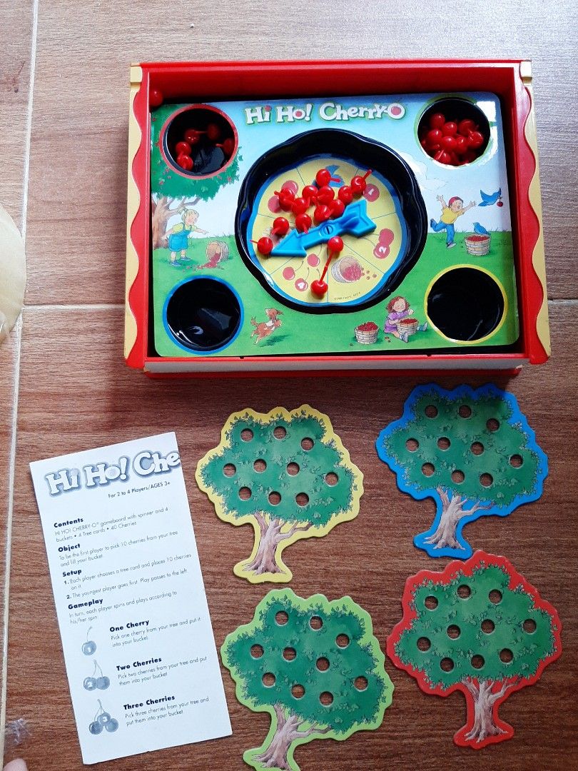 Hi ho cherry o game, Toys & Collectibles, Permainan Papan & Kartu di ...
