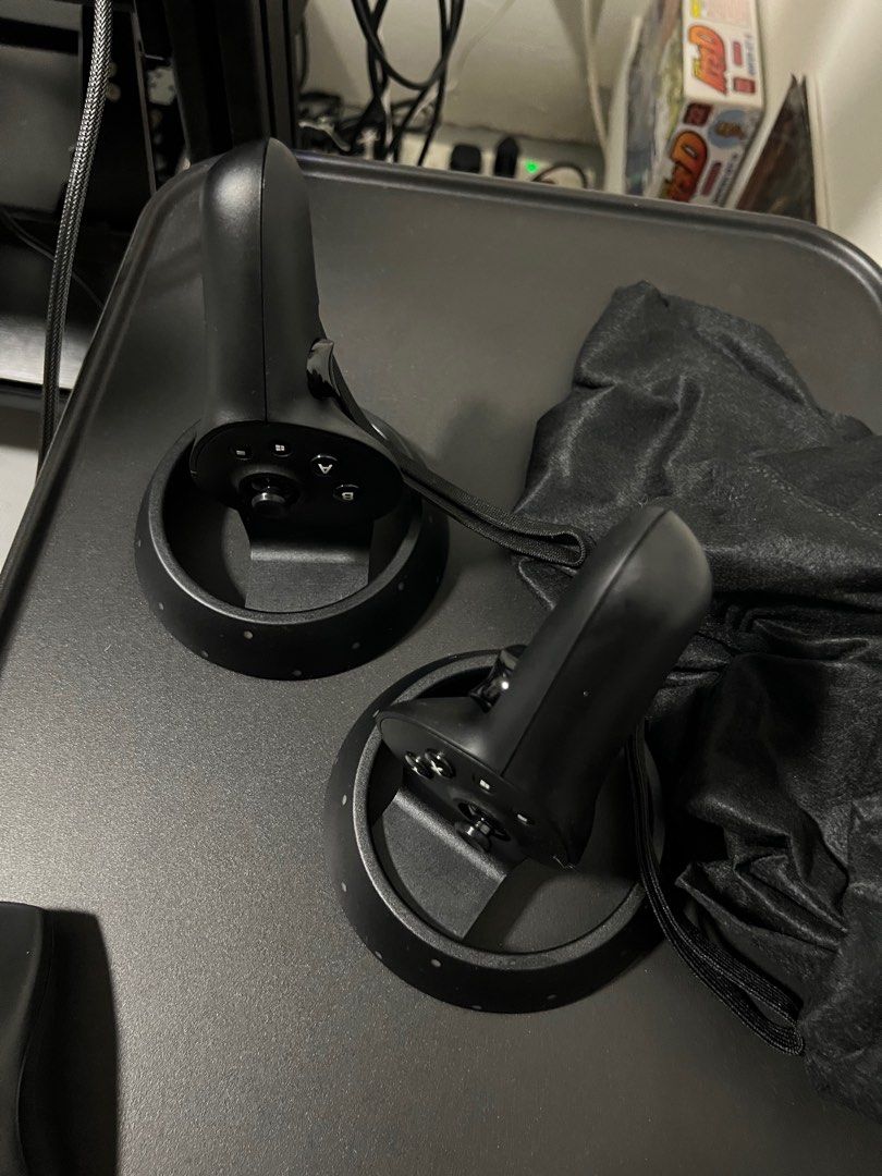 HP REVERB G2 V2 with controllers , 101% V2, Video Gaming, Video Game ...