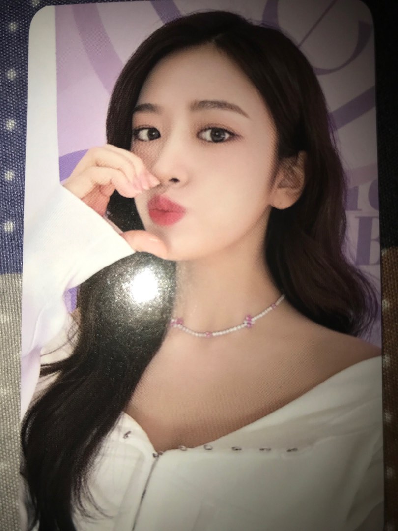 Ive prom queen trading card (read description), Hobbies & Toys ...