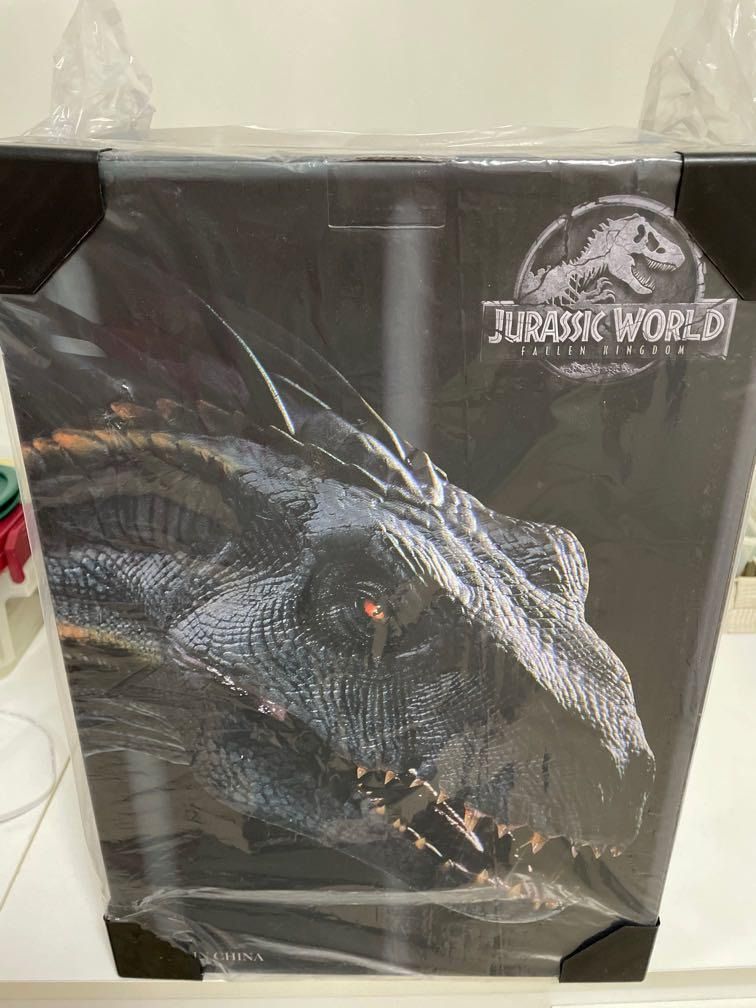 Jurassic park fallen kingdom Indoraptor statue 1/15 scale, Hobbies ...