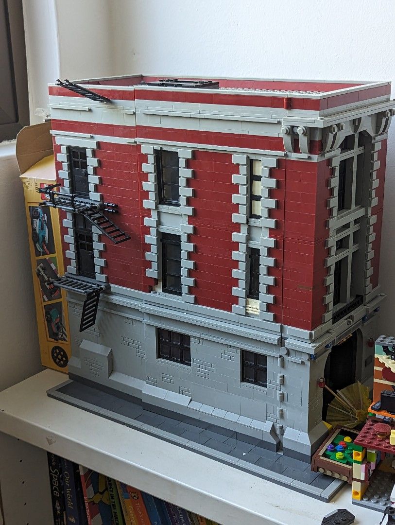 Lego compatible ghostbusters Firehouse base, Hobbies & Toys, Toys ...