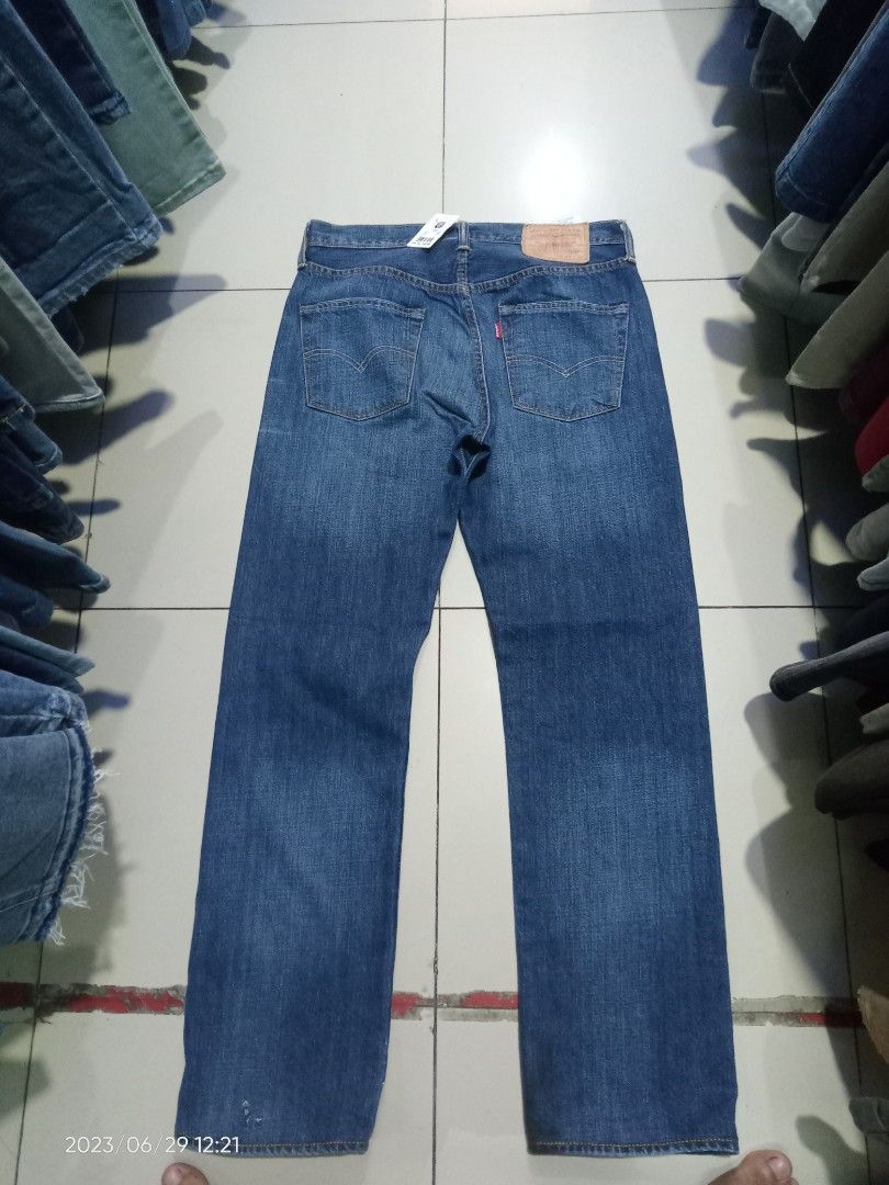 Lives 501 on Carousell