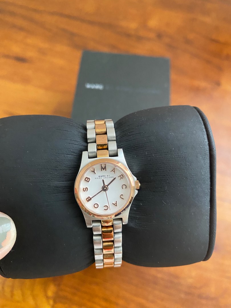 Marc jacobs 2 tone watch small face 18cm on Carousell