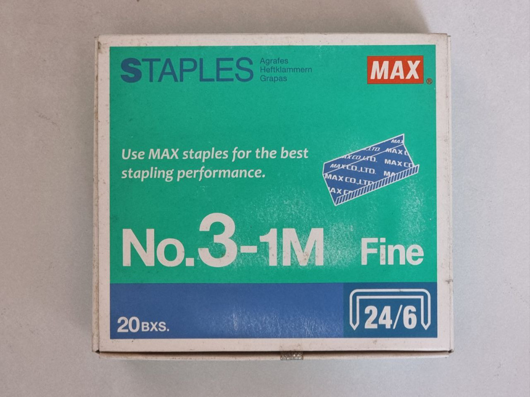 MAX- Staples (No.3-1M), Hobbies & Toys, Stationery & Craft, Stationery ...