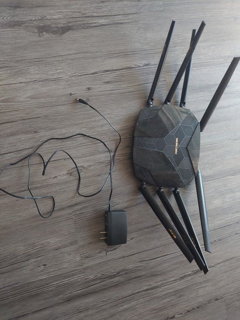 Mercury router, 電腦＆科技, 電腦周邊及配件, Wifi及上網相關產品 - Carousell