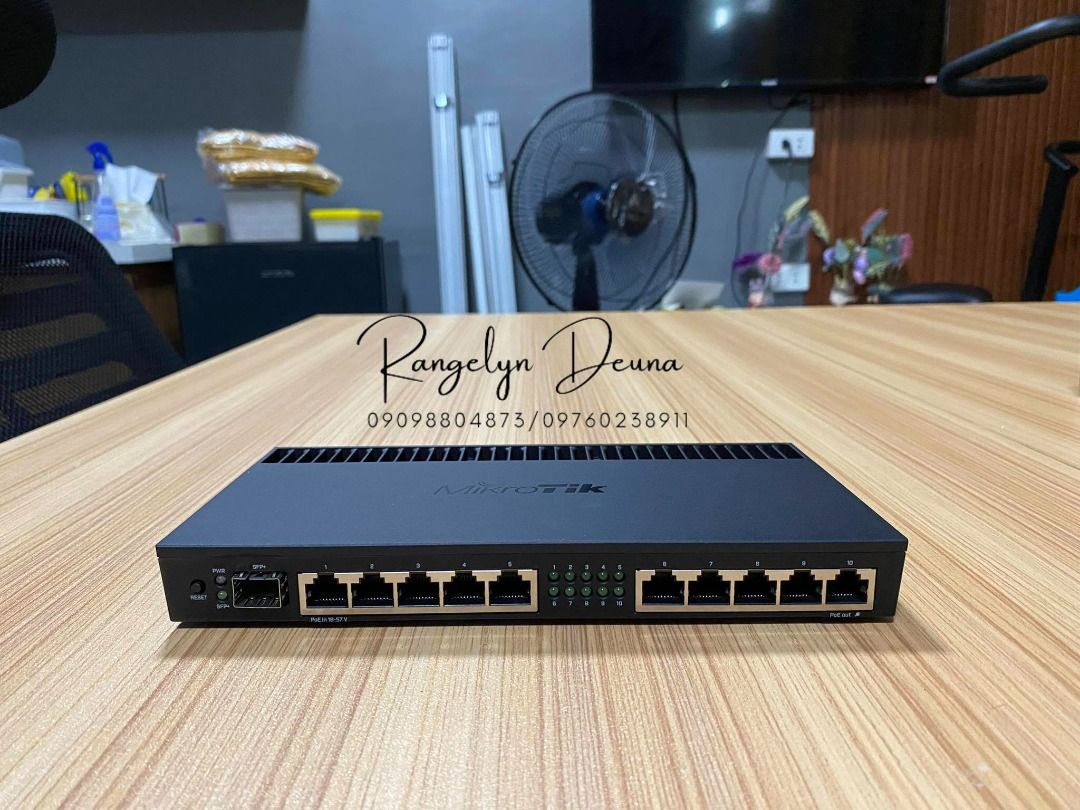 Mikrotik RB4011iGS+RM Powerful 10xGigabit port router with a Quad-core ...