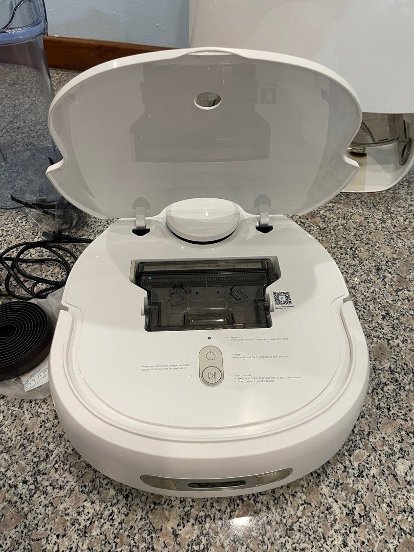 NARWAL J1 Generation Sweeping Robot Auto Washing Mop (Singapore Version ...