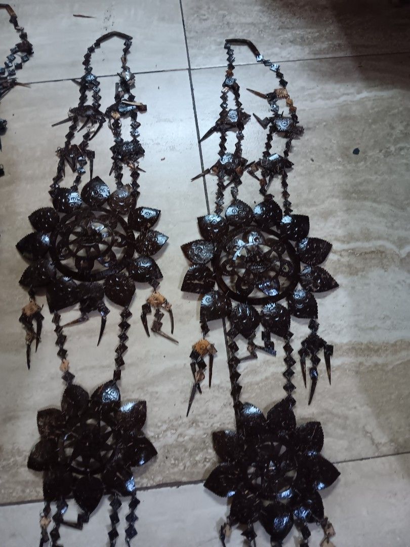 Native Hanging Display on Carousell