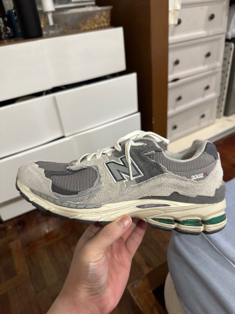 New balance 2002r Raincloud, Men's Fashion, Footwear, Sneakers on Carousell