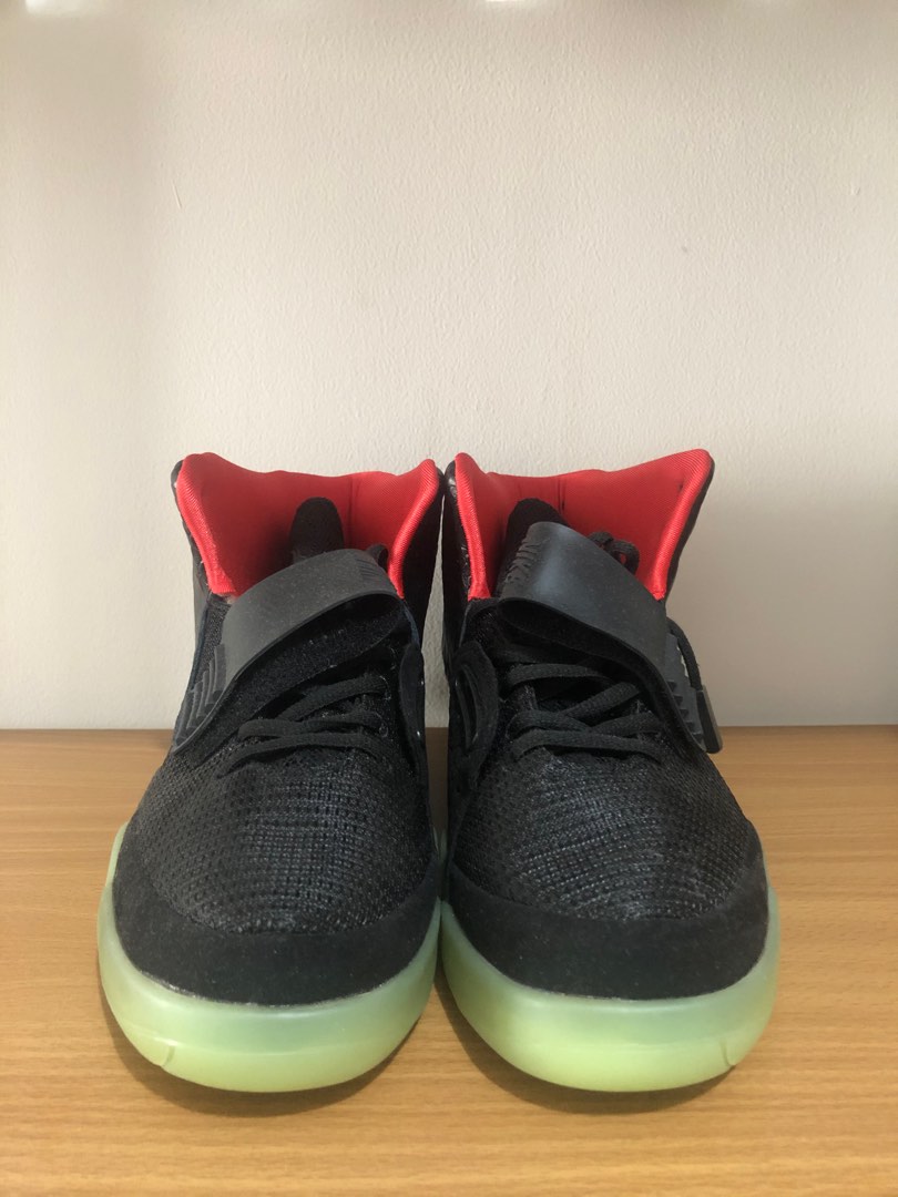 Nike air yeezy 2, Fesyen Pria, Sepatu , Sneakers di Carousell