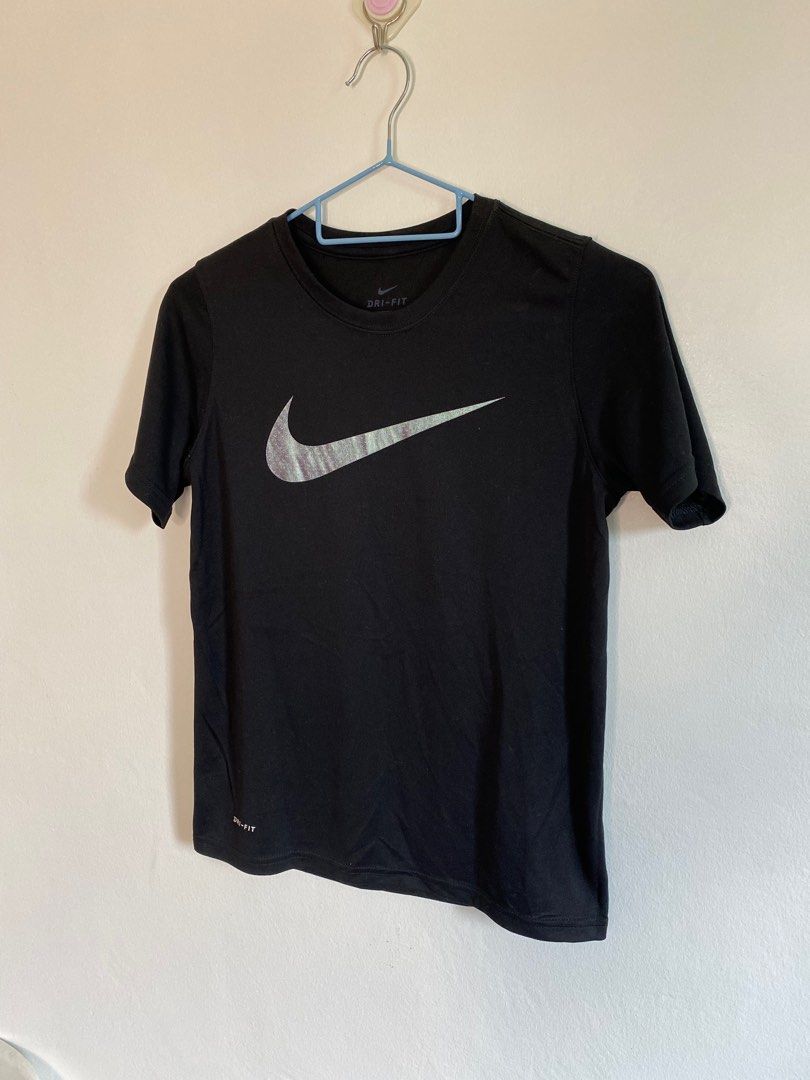 nike black dry fit a4, Women's Fashion, Activewear on Carousell