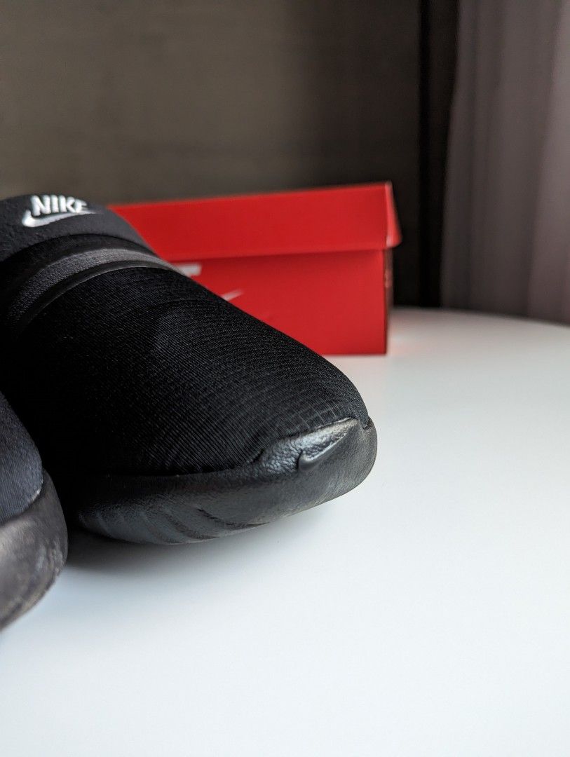 Nike Burrow Slides, Men's Fashion, Footwear, Slippers & Slides on Carousell