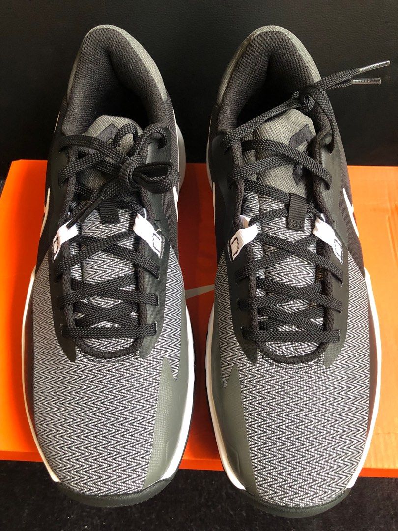 Nike Precision 6 (OREO), Men's Fashion, Footwear, Sneakers on Carousell