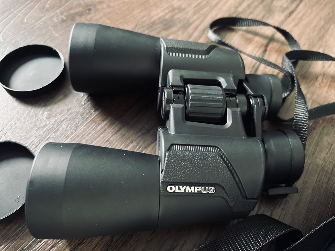 Olympus 10 x 50 S High resolution Binoculars, Sports Equipment, Hiking & Camping on Carousell
