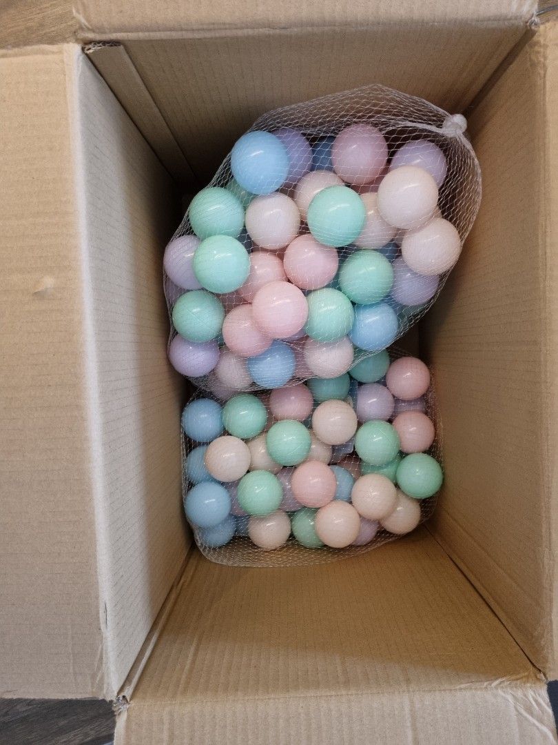 Pastel colour balls, Babies & Kids, Infant Playtime on Carousell