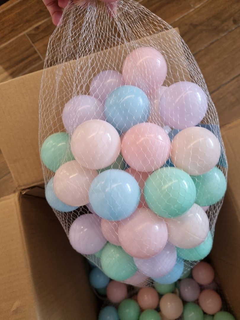 Pastel colour balls, Babies & Kids, Infant Playtime on Carousell