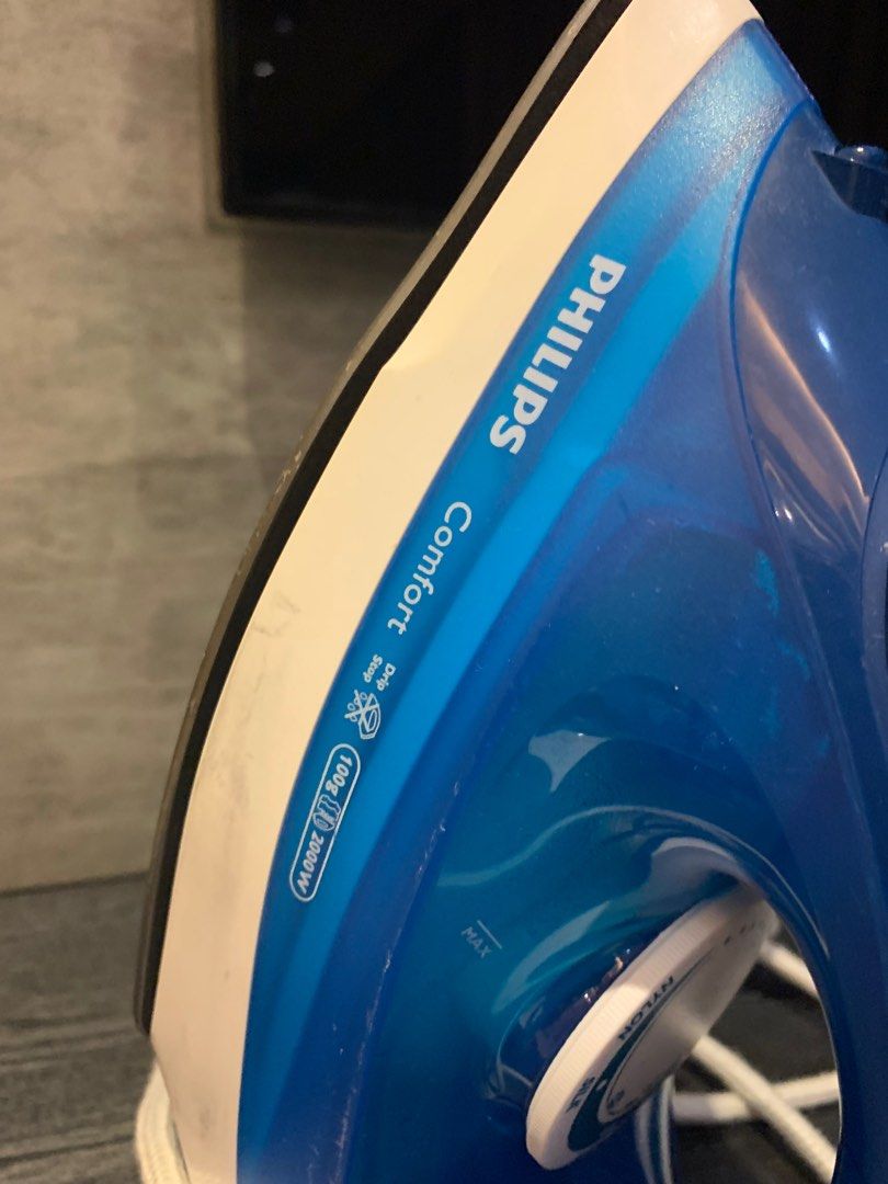 Philips iron, TV & Home Appliances, Irons & Steamers on Carousell