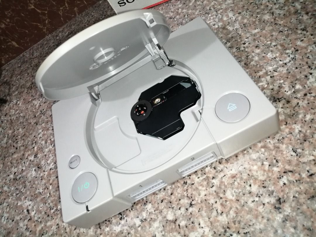 PS1 (SCPH-7000) (CiB) (Japan) (Not modified) (With 220v Power Adaptor ...