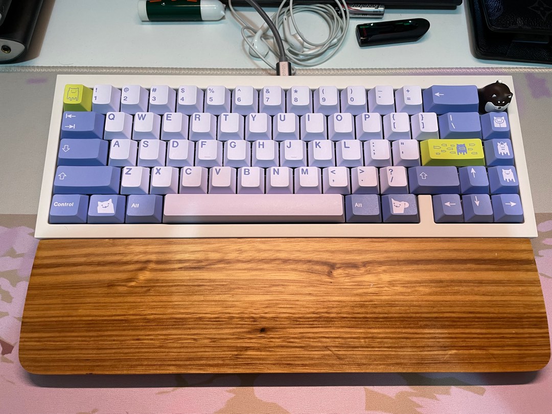 QK65 r1 E-white+blue full set, 電腦＆科技, 電腦周邊及配件, 電腦鍵盤及相關產品 - Carousell