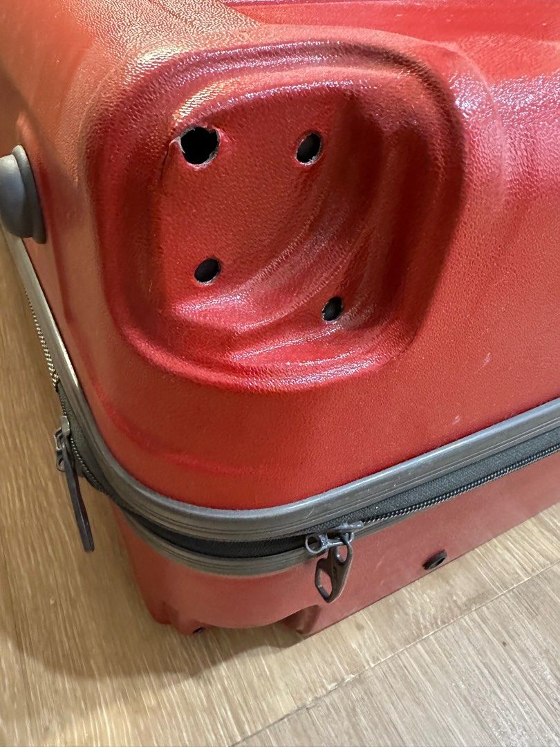 RACINI big luggage, Hobbies & Toys, Travel, Luggage on Carousell