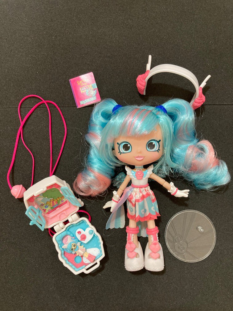 Shopkins Jessicake Doll Locket and Accessories, Hobbies & Toys, Toys ...