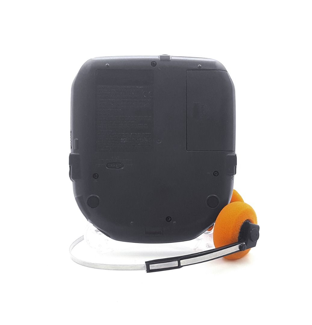 Sony Discman/Walkman D-E445 Portable CD Player In Excellent Working ...