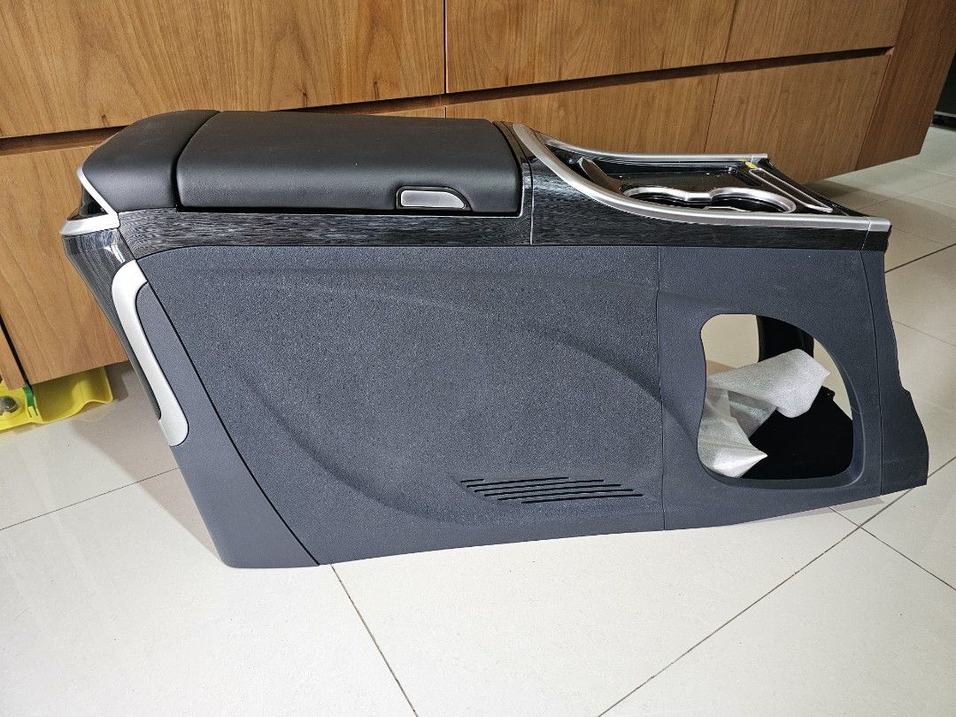 Toyota Estima Acr50 Luxury Center Console, Car Accessories, Accessories ...