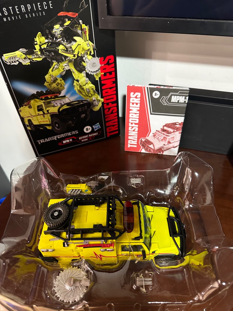 Transformers masterpiece mpm-11 ratchet autobots mp, Hobbies & Toys ...