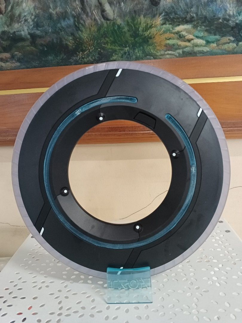 Tron Legacy Series 2 Deluxe Identity Disc Sam Flynn Spin Master 2010 ...