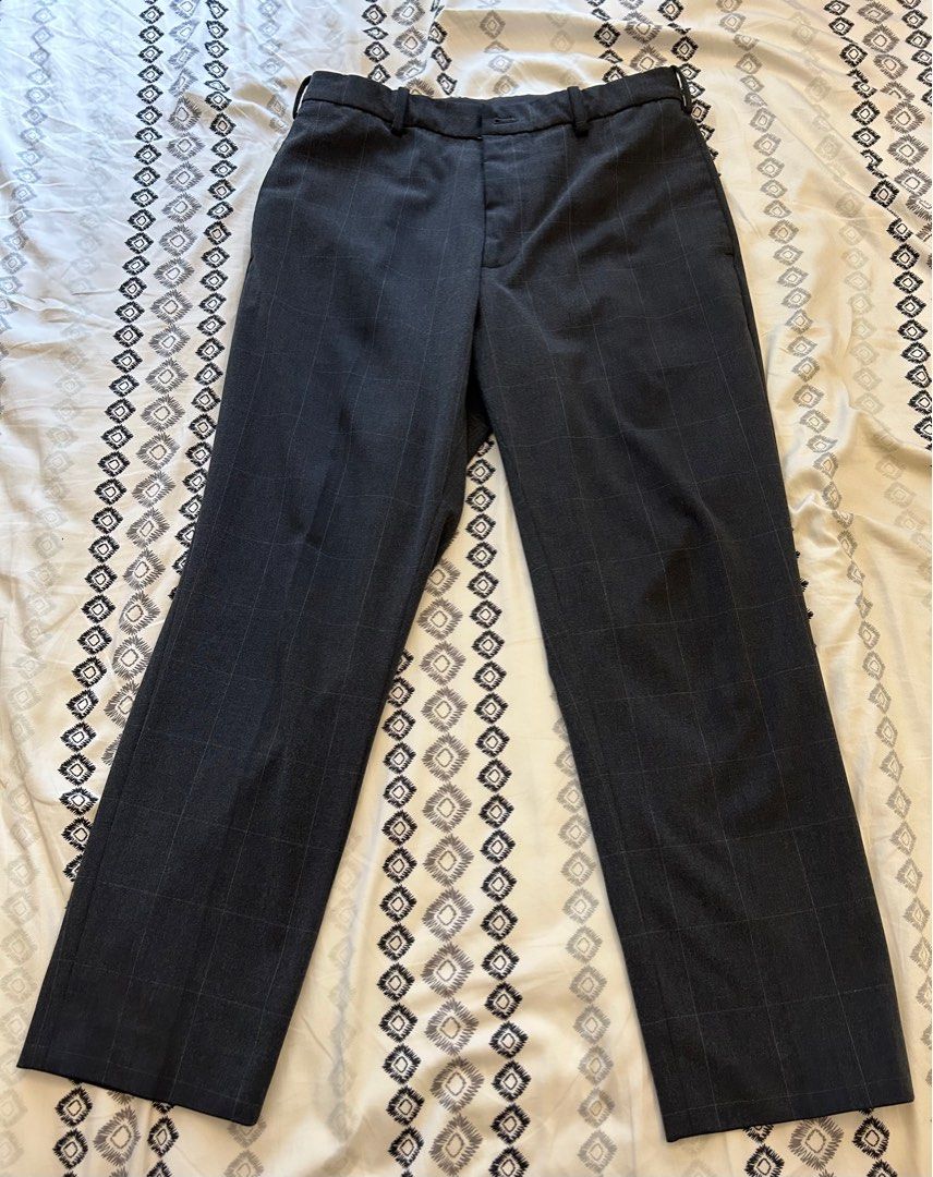 UNIQLO Pants x 2 (Ultra light slacks & Relax slacks), Men's Fashion ...