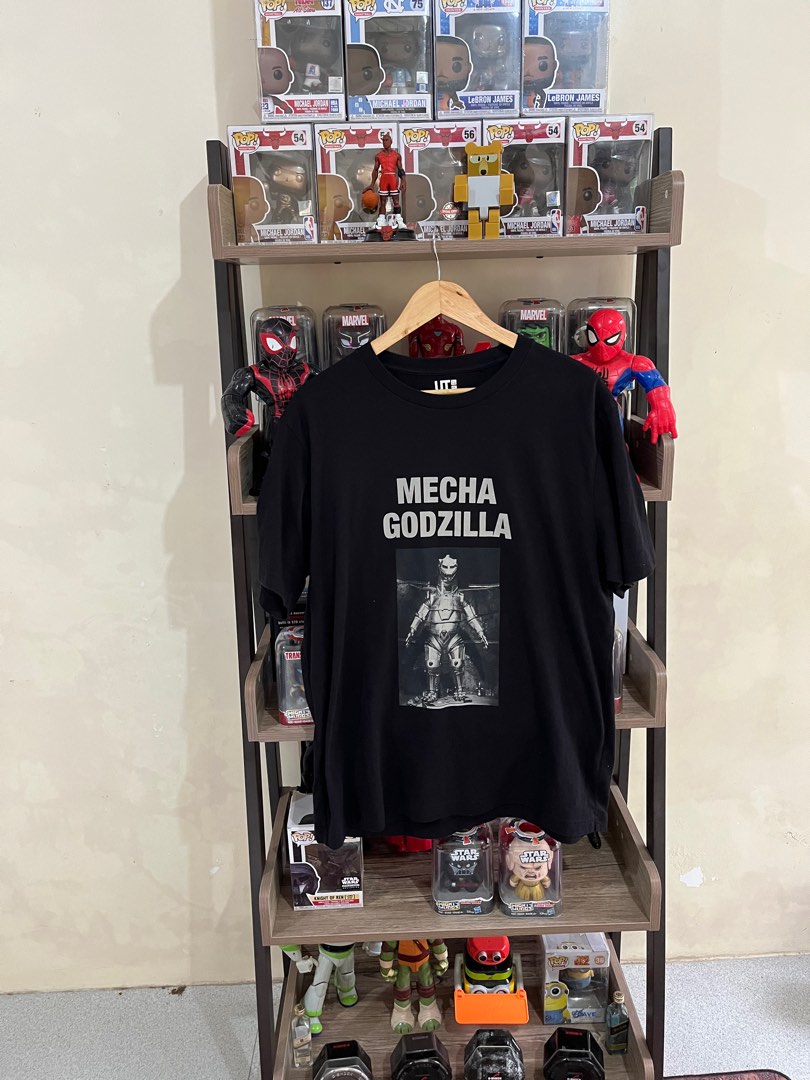 Uniqlo x Godzilla World UT Mecha Godzilla Rare from Japan /XL on tag ...