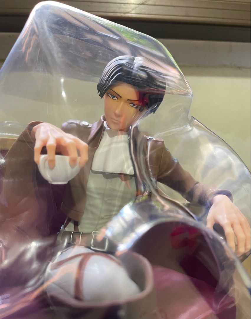 USJ Attack on Titan Levi Ackerman Popcorn Bucket, Hobbies & Toys, Toys ...
