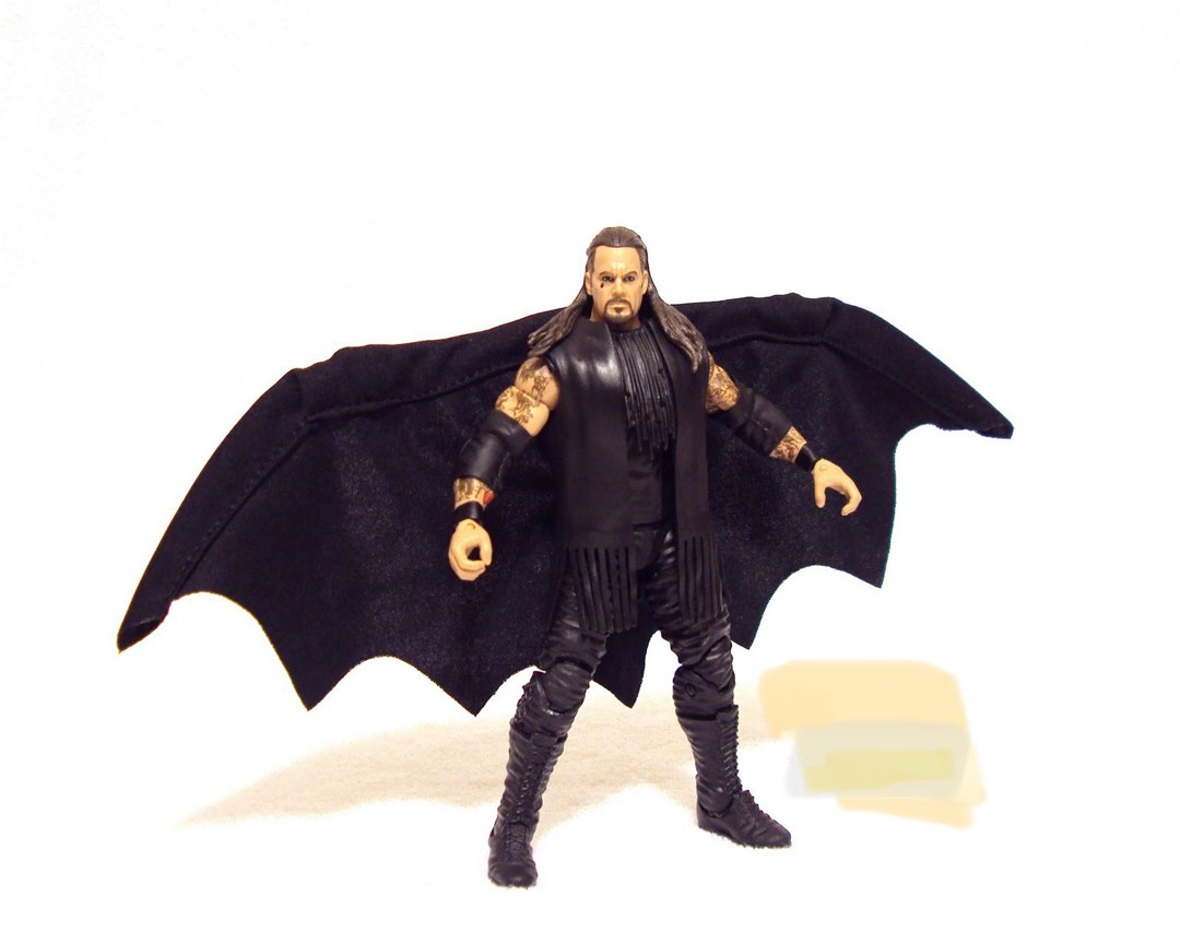WWE Undertaker Bat Wing Cape (Defining Moments) WWF, Hobbies & Toys ...